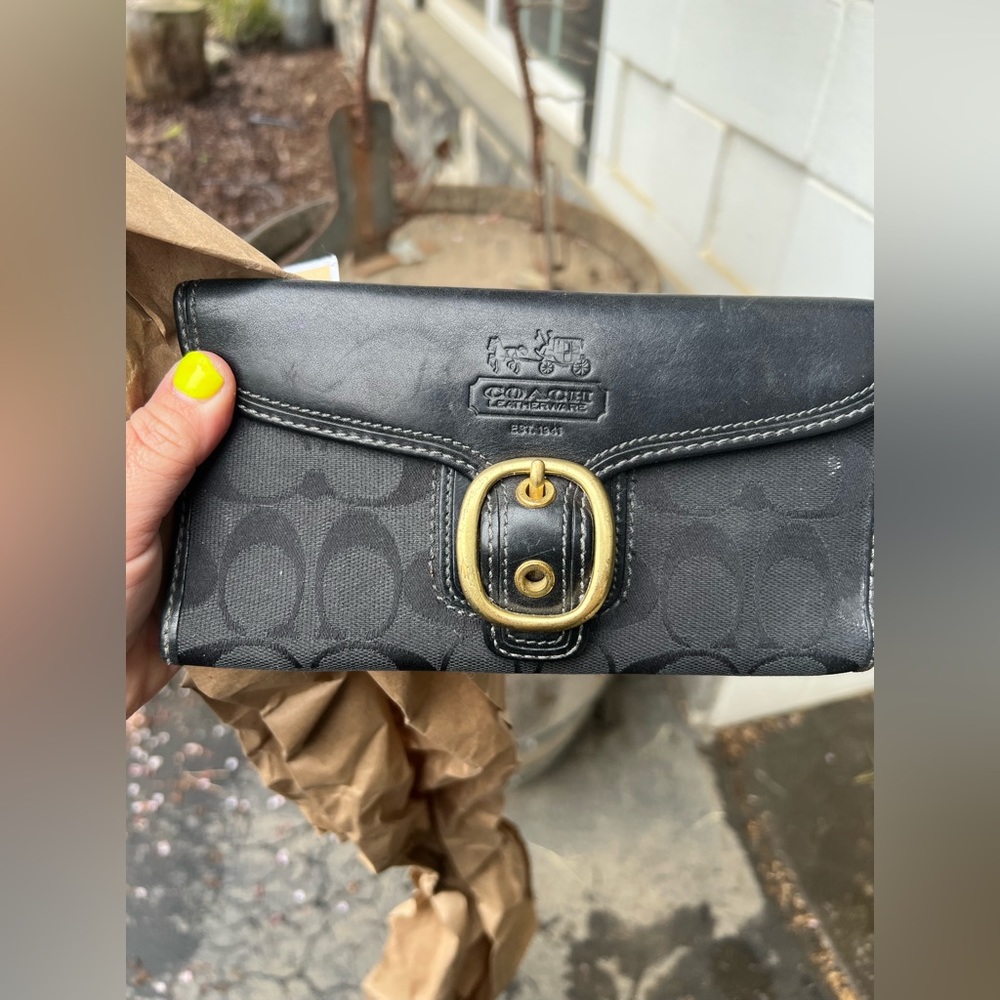 Coach Black Wallet And Coin Zipper - Gem